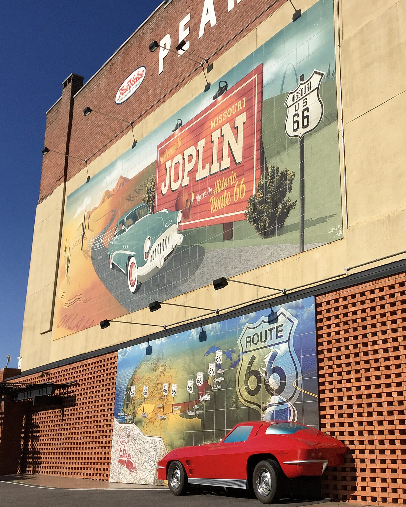 076 - Joplin Route 66 Mural Park-01 - Ceracasa, S.A.U.
